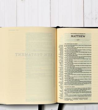 Journal the Word™, Large Print, KJV - Thomas Nelson Bibles