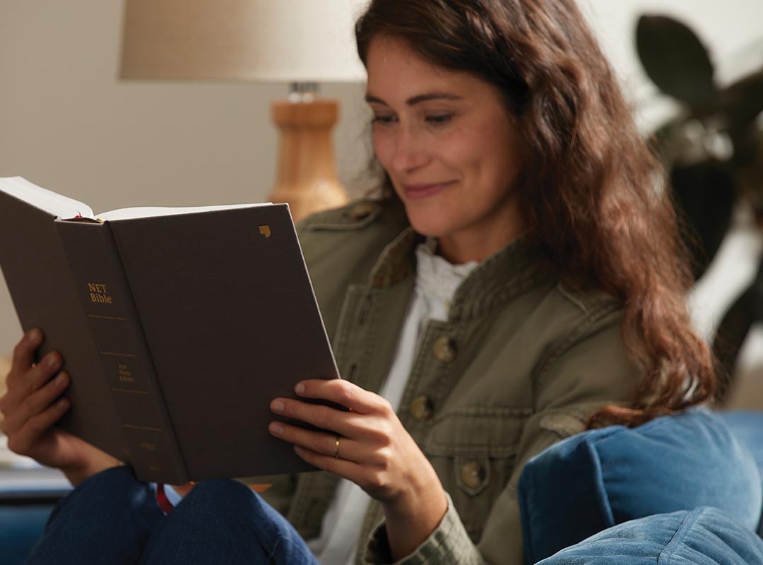 4 ways to refresh your Bible reading - Thomas Nelson Bibles
